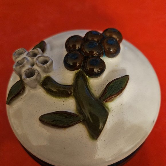 Accents | Vintage Handmade Redware Art Pottery Trinket Box Wpretty Lid ...
